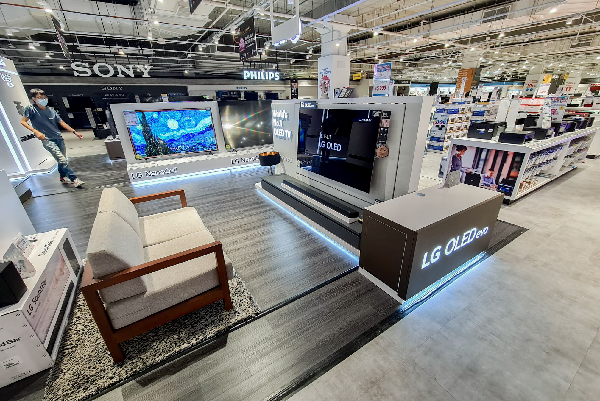 G Plus Design Works - LG HE Corner @ Courts Megastore